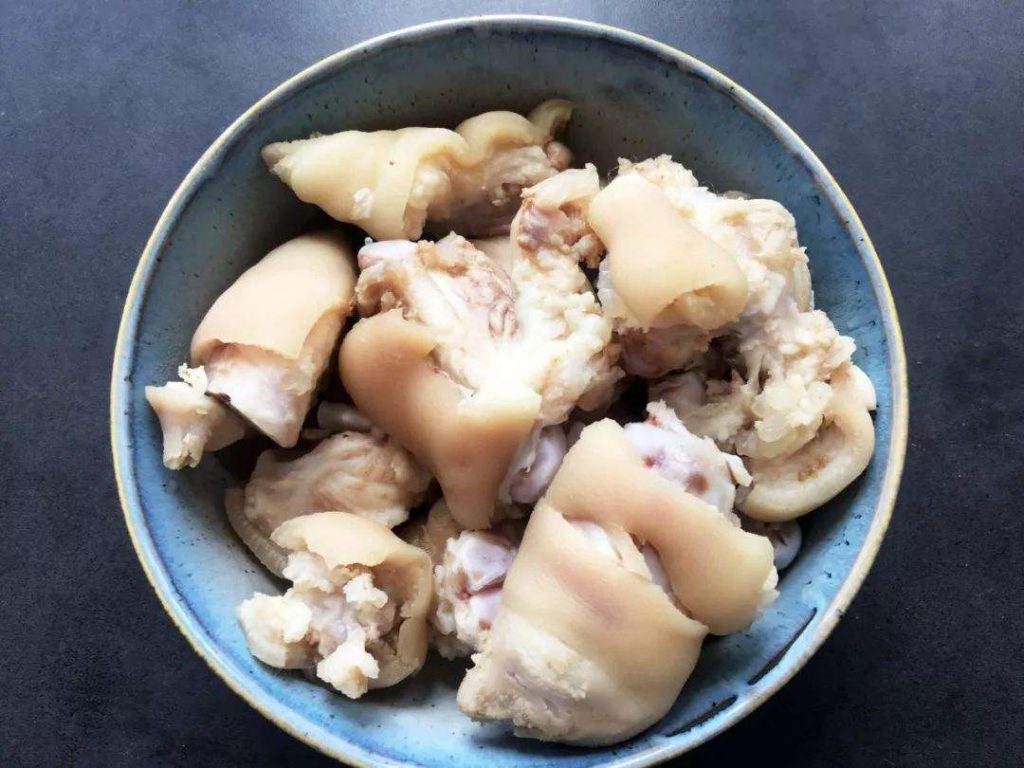 Braised Pig Trotter | China Yummy Food